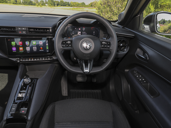New 26 Alfa Romeo Junior 1.2 Turbo Ibrida 5dr Auto [Premium pack ...