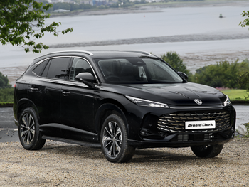 New 26 MG HS 1.5 T-GDI PHEV Trophy 5dr Auto | Arnold Clark