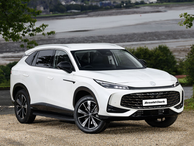 New 26 MG HS 1.5 T-GDI PHEV SE 5dr Auto | Arnold Clark